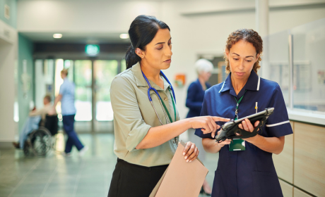 What Is a Staff Nurse? | Medical Staffing
